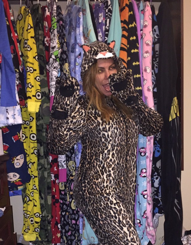 Ego Liziane Gutierrez Conta Que Já Gastou R 2 Mil Em Pijamas E Mostra Coleção Notícias De
