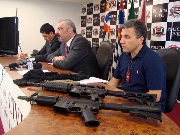 G1 Polícia Cerca Banco E Prende Quadrilha Suspeita De Roubos Em Sp