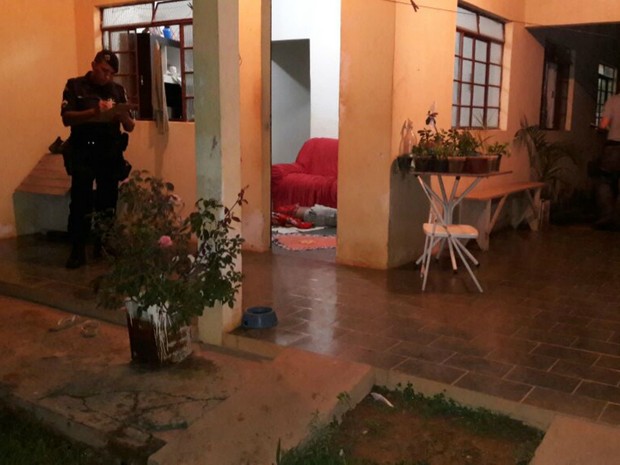 G1 Polícia Investiga Morte De Apenado Atingido Por Sete Tiros Em