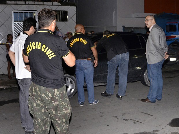 G1 Polícia Faz Reconstituição De Morte De Criança Atingida Por Rojão