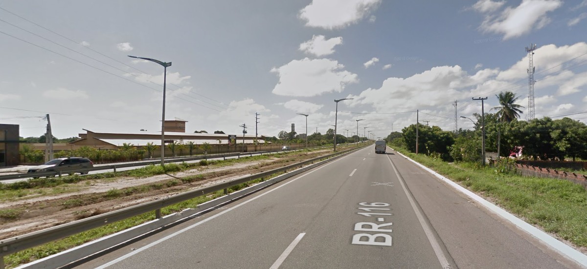 Trecho da BR na Grande Fortaleza será interditado para instalação de passarela no próximo