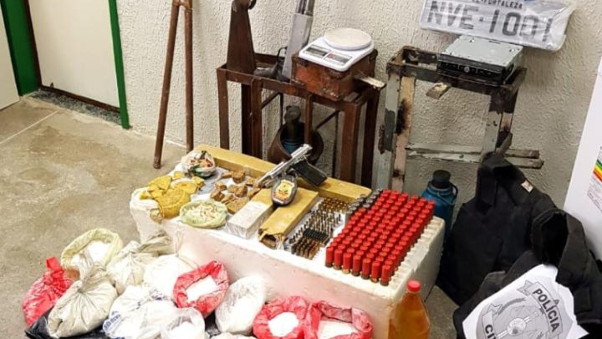Polícia fecha laboratório de refino de drogas em Fortaleza Ceará G
