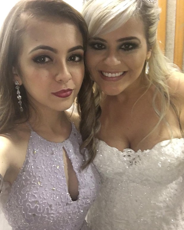 EGO - Klara Castanho capricha no look para festa - notícias de Ego Teen