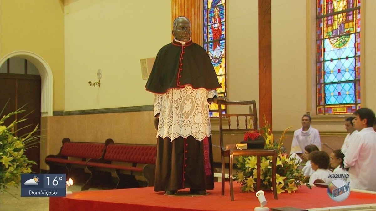Fiéis se reúnem para celebrar anos da morte do Beato Padre Victor Sul de Minas G