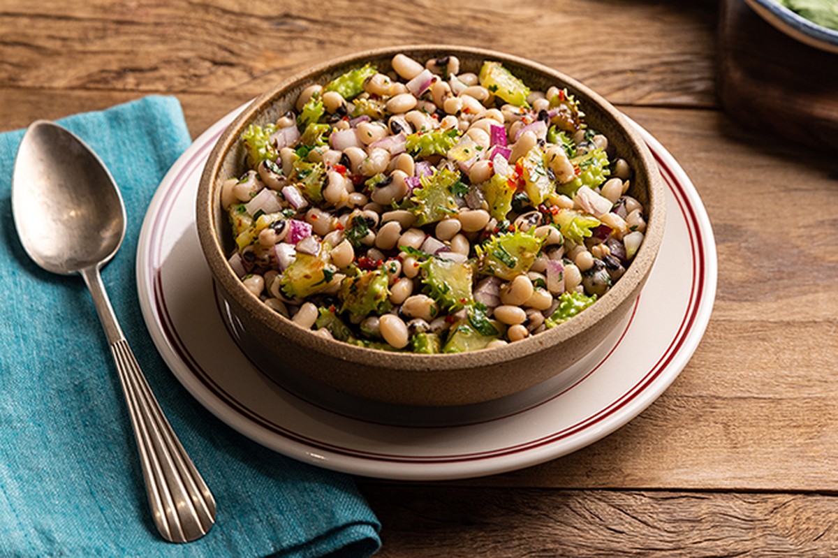 Salada de feijão fradinho maxixe Cozinha Prática Receitas