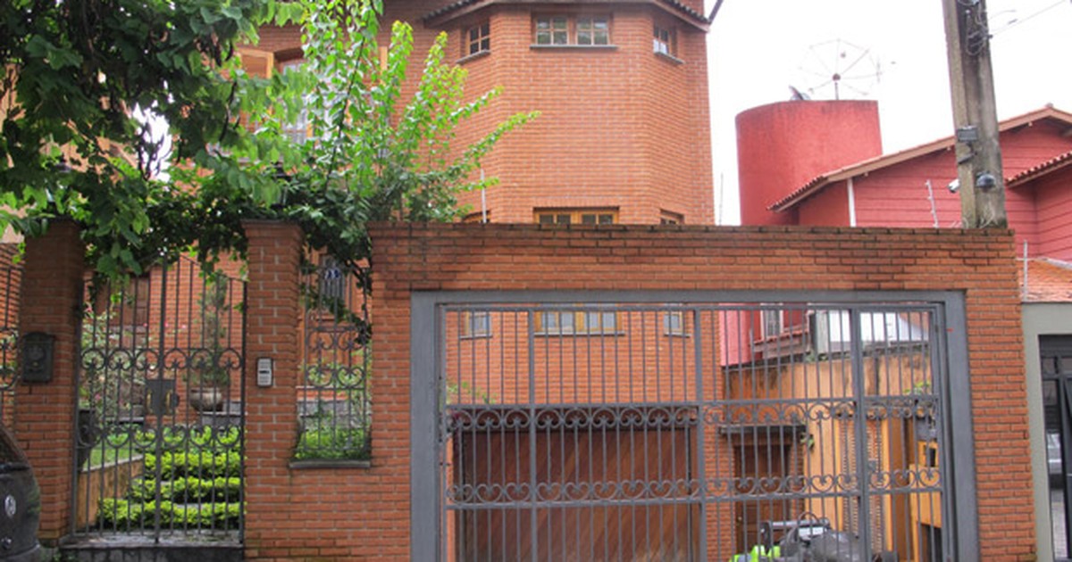 G1 - Criminosos assaltam casa na região do Morumbi e fazem quatro ... G1 - Criminosos assaltam casa na região do Morumbi e fazem quatro ...