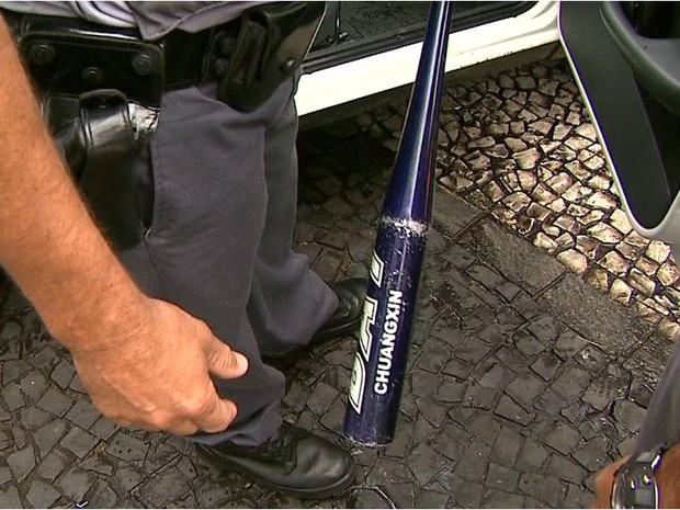 G1 Pm Apreende Taco De Beisebol Em Protesto Contra Transporte Em