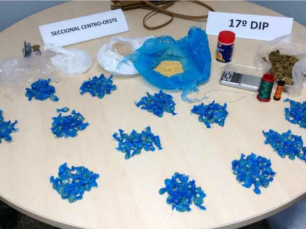 G1 Jovem é Preso Com Mais De 200 Porções De Drogas Em Manaus