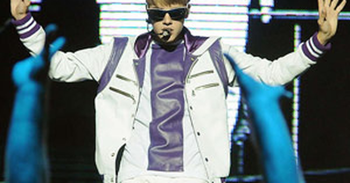 G1 - Justin Bieber é esperado por 60 mil fãs para 1º show no Morumbi ... G1 - Justin Bieber é esperado por 60 mil fãs para 1º show no Morumbi ...