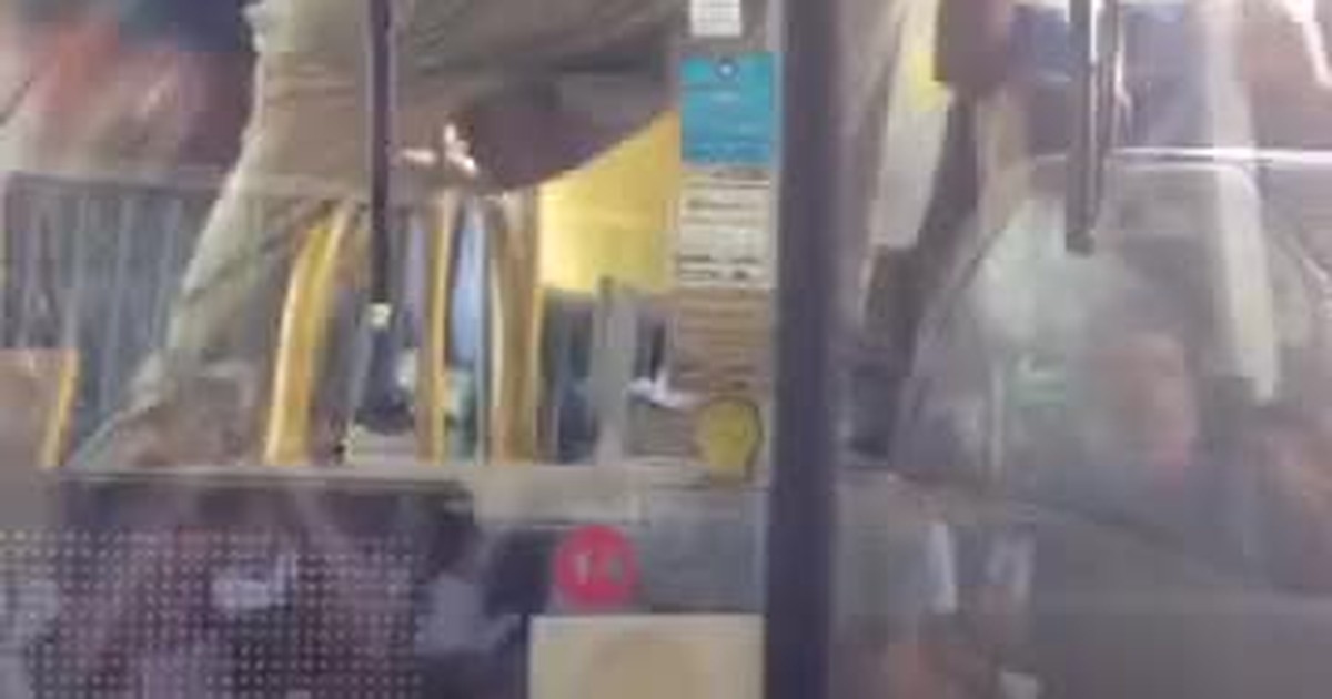 G1 Após Briga De Trânsito No Df Homem E Motorista Brigam Dentro De