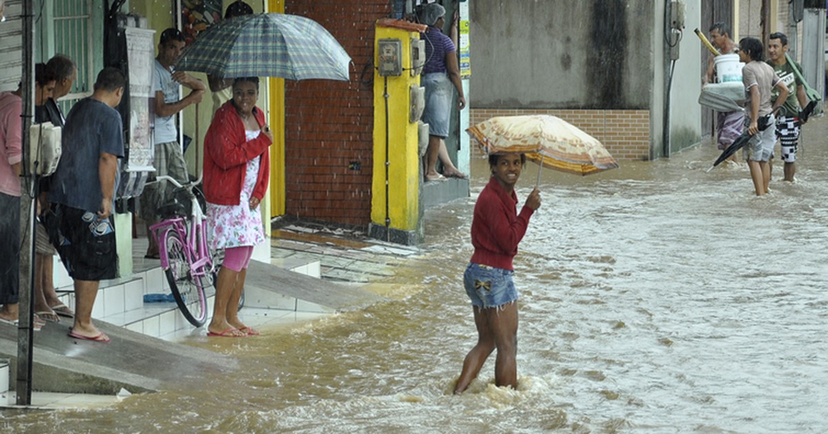 G1 Chuva Provoca Deslizamentos De Terra E Rocha Em Angra Dos Reis Rj
