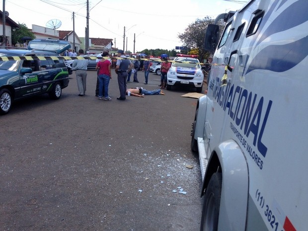 G1 Ladrão Morre Em Troca De Tiros Com Seguranças Após Roubo A Carro
