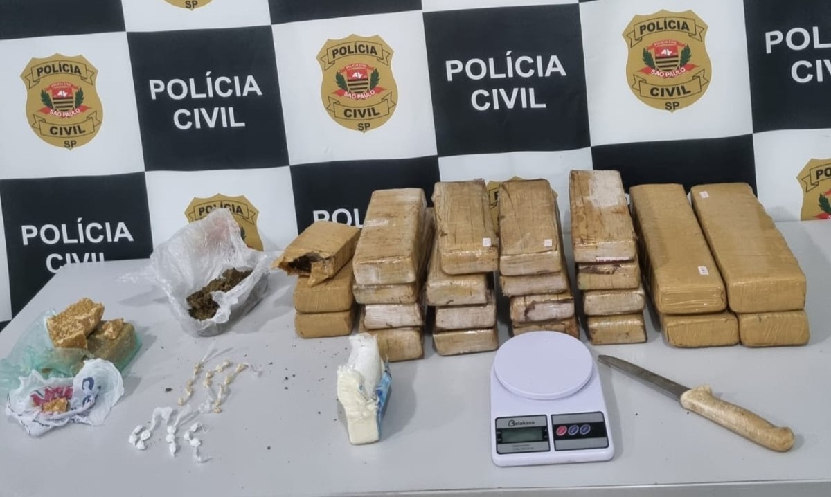 Mulher é presa suspeita de guardar drogas para traficantes em Jaú