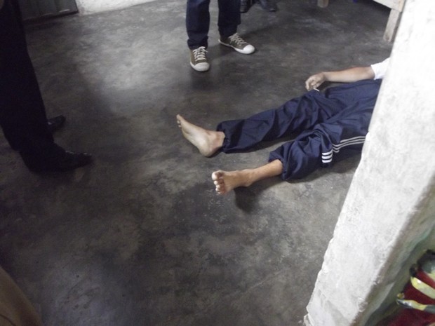 G1 Jovem é Assassinado A Tiros Na Porta De Casa Em Montes Claros