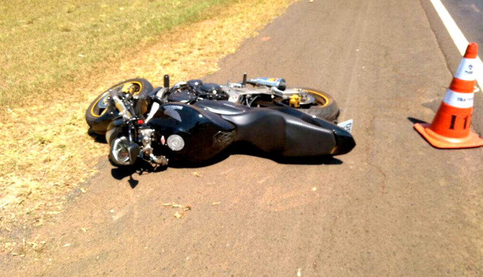 Jovem de 18 anos morre após sofrer grave acidente de moto na rodovia em