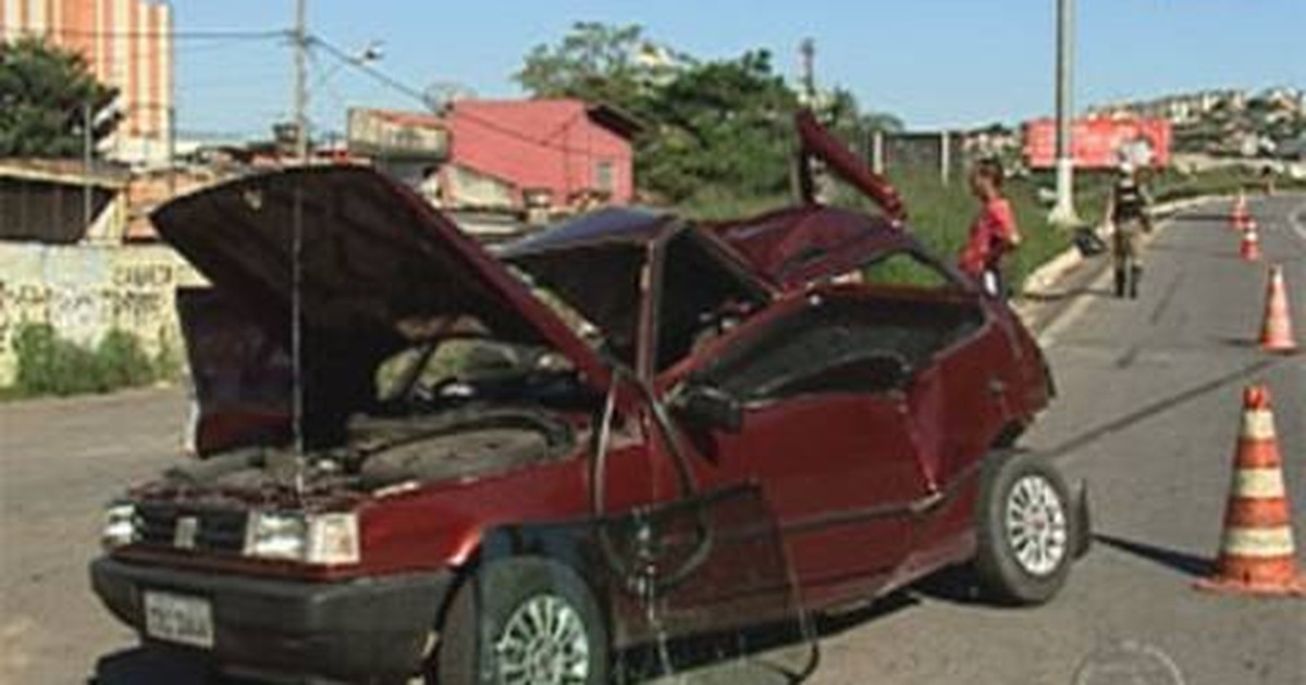 G1 - Mulher morre em acidente no Anel Rodoviário de Belo Horizonte - notícias em Minas Gerais
