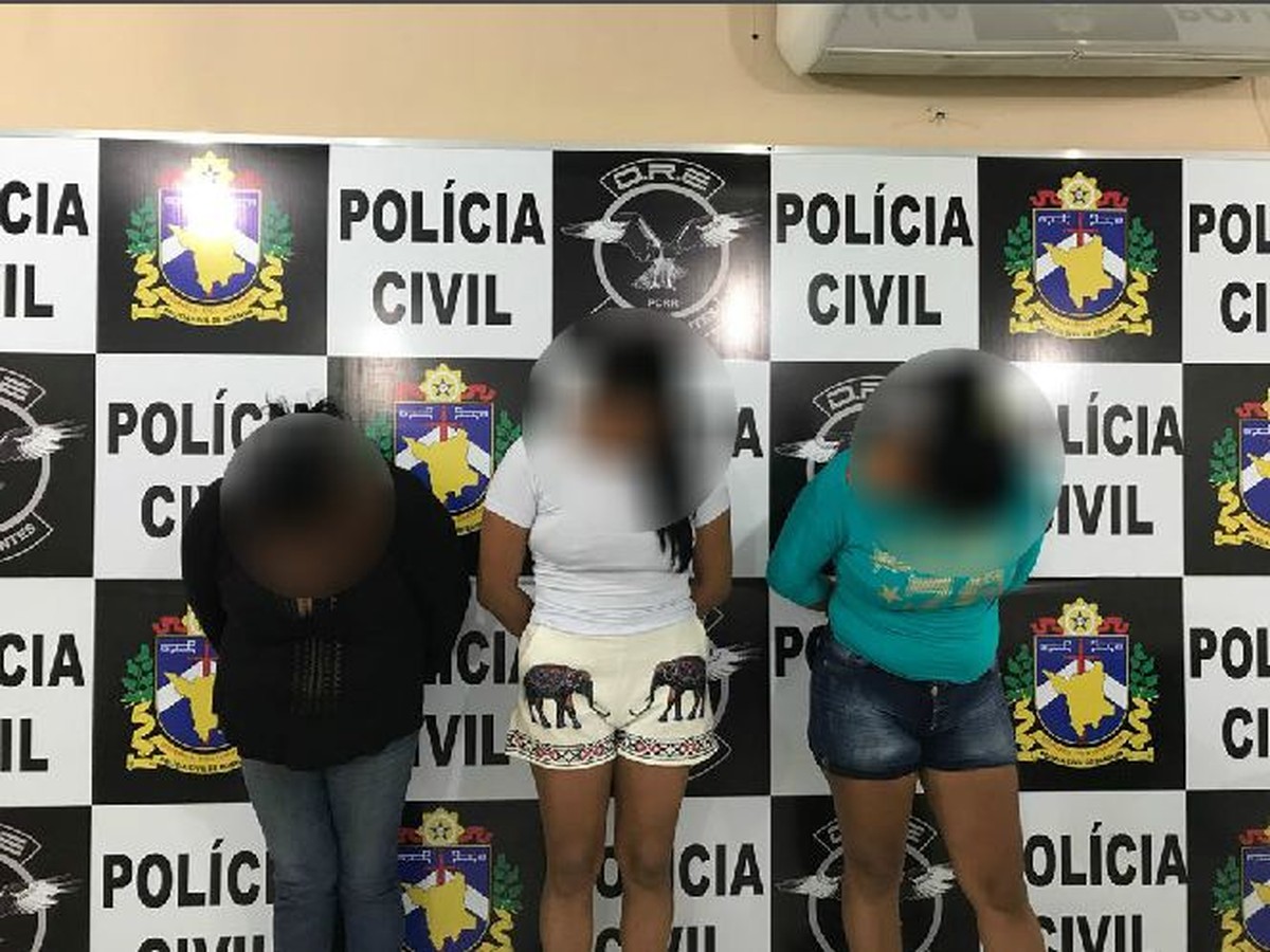 Três mulheres suspeitas de envolvimento tráfico de drogas são