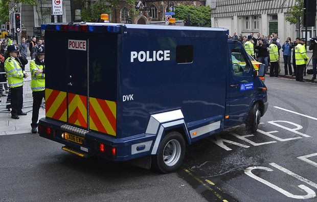 G1 Suspeito De Matar Soldado Em Londres Comparece Diante De Juiz
