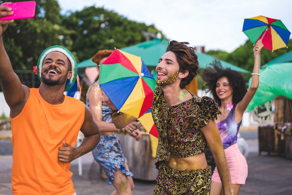 Carnaval de rua do Rio deve movimentar R bilhão Ideias de negócios PEGN