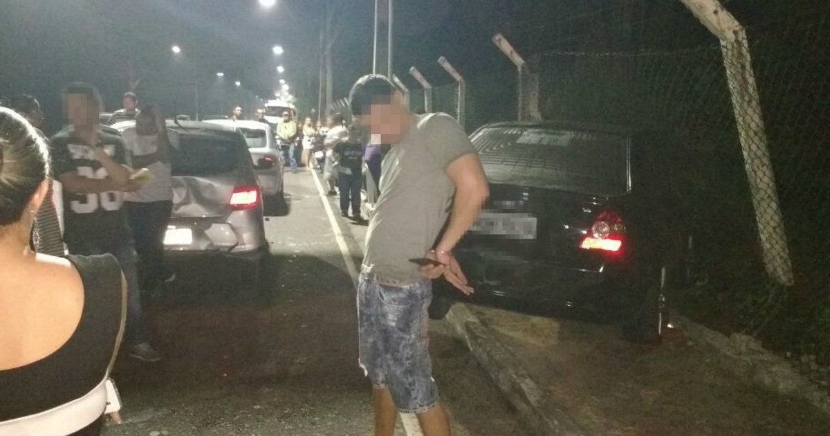 G1 - Agente do Detran-AM é atropelado durante blitz da Lei Seca em ... G1 - Agente do Detran-AM é atropelado durante blitz da Lei Seca em ...