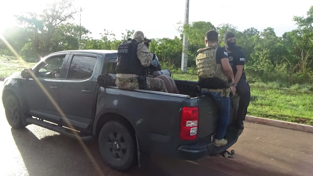 Polícia Civil cumpre mandados em três estados durante operação contra