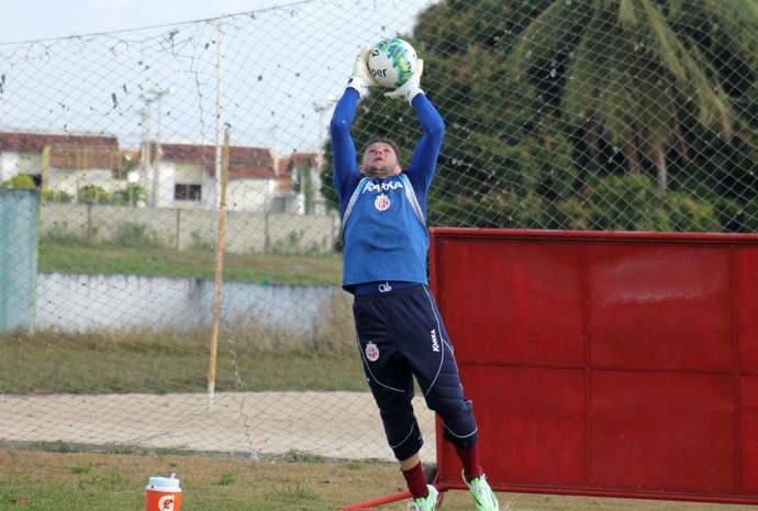 No América RN Ricardo faz primeiro treino e aguarda regularização na CBF