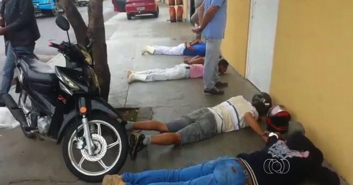 G1 Polícia Prende 9 Suspeitos De Integrar Quadrilha De Roubo De