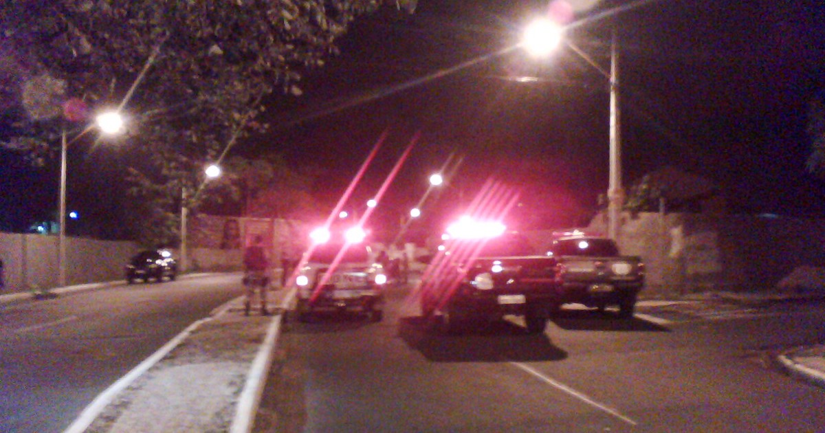 G1 - Policial reage a tentativa de assalto e mata suspeito em Teresina ... G1 - Policial reage a tentativa de assalto e mata suspeito em Teresina ...