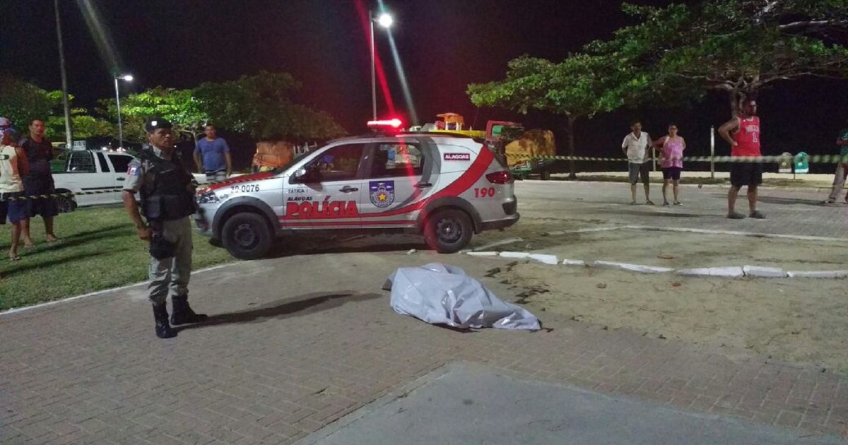 G1 Jovem De 20 Anos é Morto A Tiros Em Maceió Na Orla Da Pajuçara