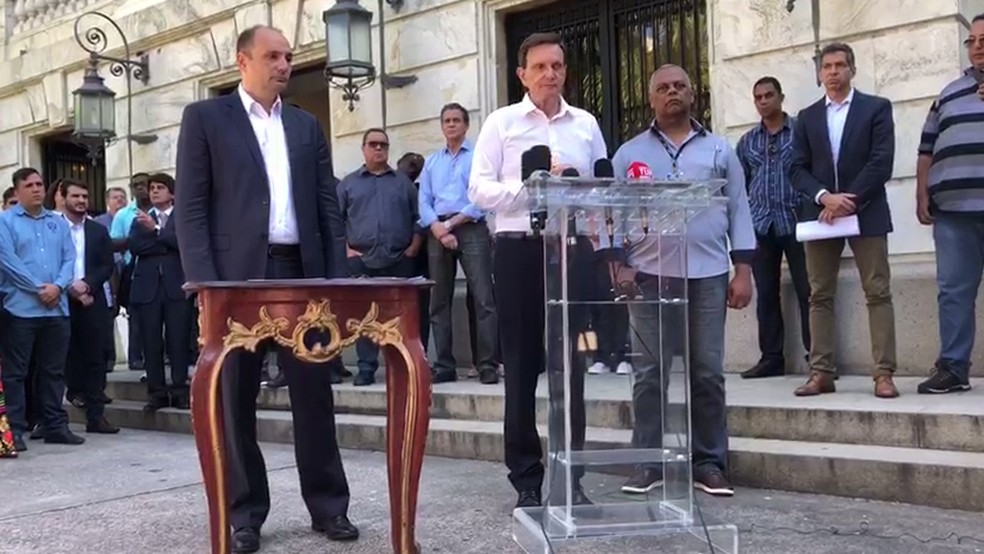 Crivella anuncia nova tarifa de ônibus R Rio de Janeiro G