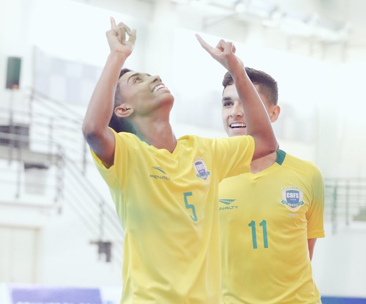 Brasil vence Peru e segue vivo na eliminatória para Buenos Aires 2018