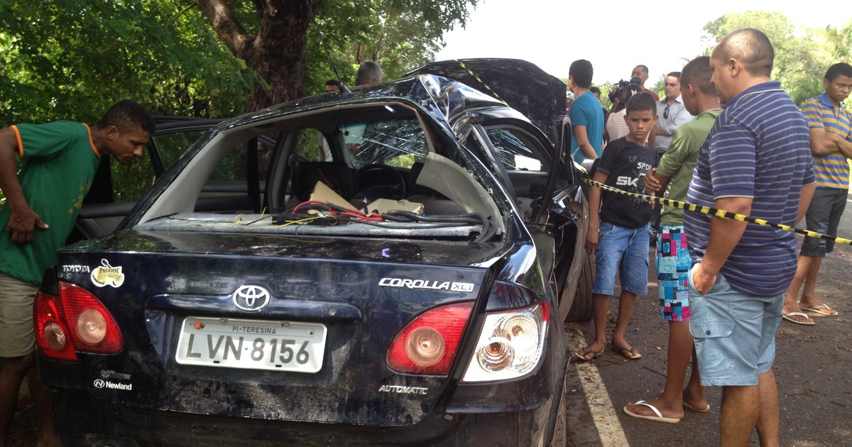 G1 - Acidente na PI-130 em Nazária deixa uma pessoa morta e outra ferida - notícias em Piauí