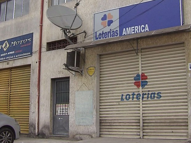 G1 Suspeitos Abrem Buraco Em Parede E Roubam Casa Lotérica Em
