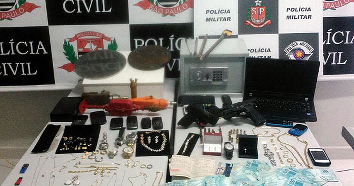 G1 Suspeitos De Roubarem R 1 Milhão Em Joias São Presos No Ana