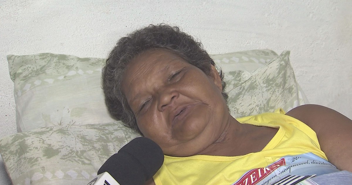 G1 - Idosa tem perna amputada após ser atropelada por ônibus no litoral de SP - notícias em ...