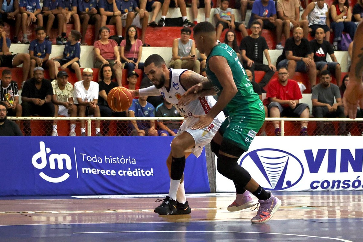 São José recebe o Pinheiros no Linneu de Moura em busca de reabilitação no NBB basquete ge
