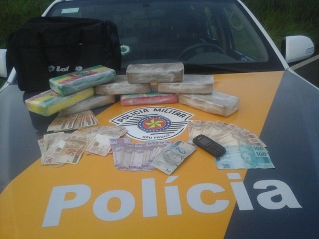 G1 Homem é Preso Após Ser Flagrado Com Drogas E Tentar Subornar