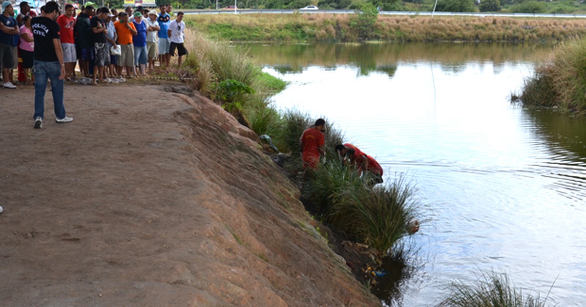 G1 - Homem fica bêbado e se afoga em lagoa de João Pessoa, PB ... G1 - Homem fica bêbado e se afoga em lagoa de João Pessoa, PB ...