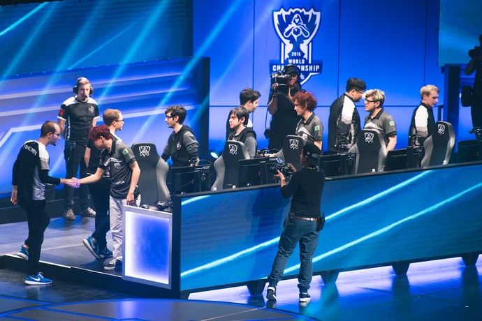 ApÓs Historia No Mundial Intz É Derrotada Pela H2k A Caverna Mais