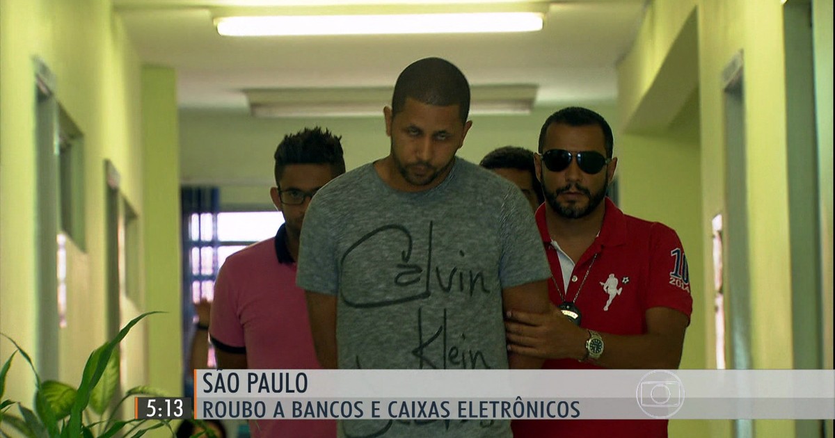Hora 1 - Quadrilha especializada no golpe da 'saidinha de banco' é presa em SP