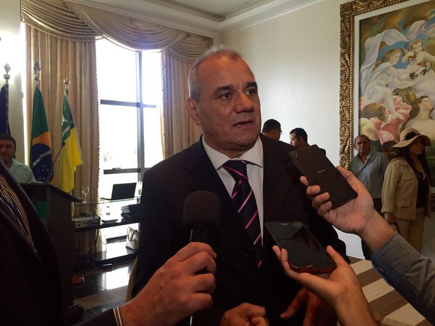 G1 - Novo secretário estadual de Educação toma posse em Roraima ... G1 - Novo secretário estadual de Educação toma posse em Roraima ...