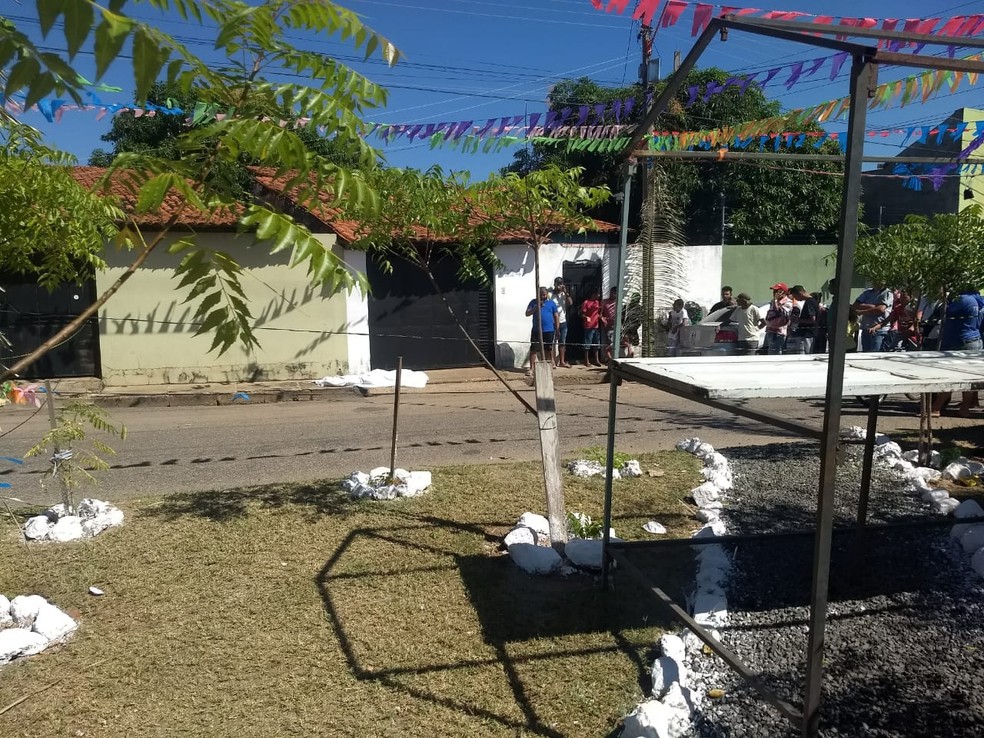 Adolescente é morto a tiros e outro fica ferido na Zona Leste de