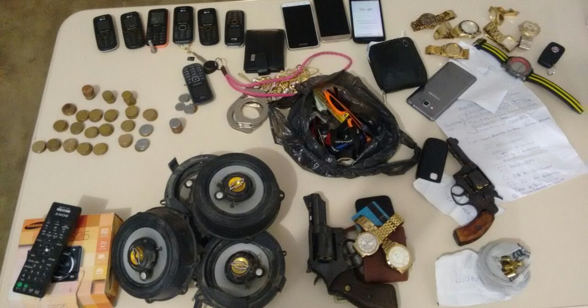 G1 Polícia Militar Prende Suspeitos De Praticar Assaltos No Agreste