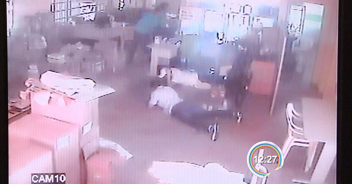 G1 Homem é Preso Suspeito De Assaltar Mercado Em Jacareí Sp