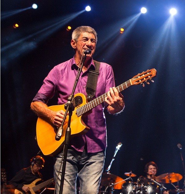 Fagner comemora 45 anos de carreira: “Minha música faz parte da vida ... Fagner comemora 45 anos de carreira: “Minha música faz parte da vida ...