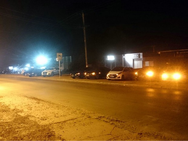 G1 Taxista é Detido Em Cuiabá Após Confusão Com Motorista Do Uber