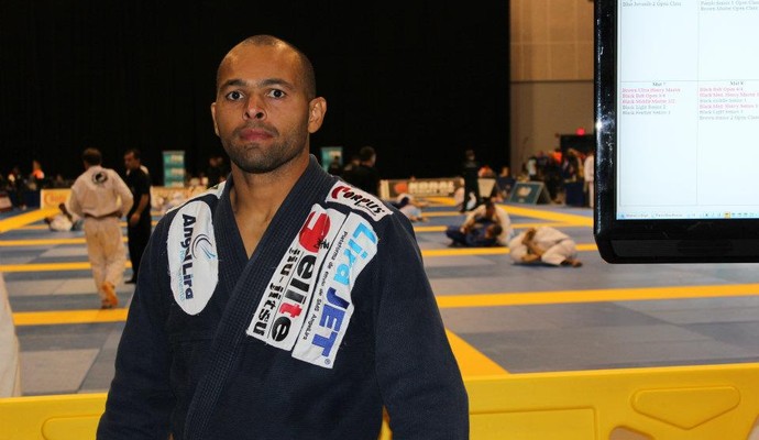 "Desbravador" do jiu-jitsu: bicampeão mundial leva esporte para oeste de SC | globoesporte.com