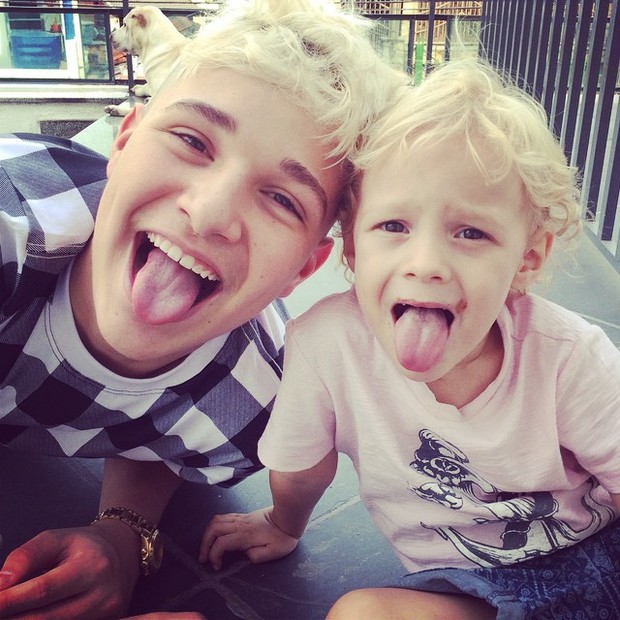 EGO - MC Gui se diverte com Davi Lucca, filho de Neymar: 'Meu alemão ... EGO - MC Gui se diverte com Davi Lucca, filho de Neymar: 'Meu alemão ...