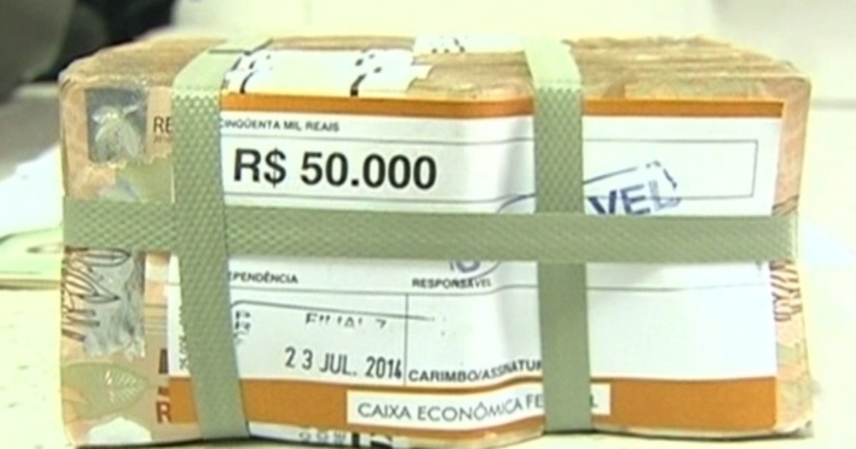 G1 Mulher Suspeita De Estelionato é Presa Após Sacar R 50 Mil Em