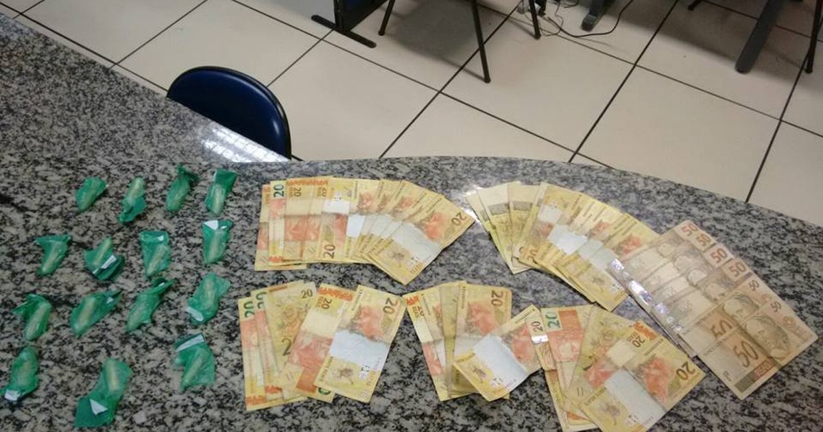 G1 Jovens drogas tentam subornar policiais em São Pedro da Aldeia